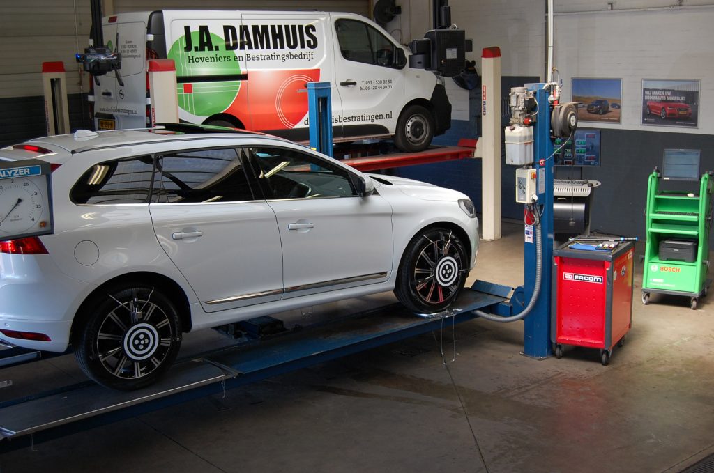 Uitlijnen - Auto Reuvers